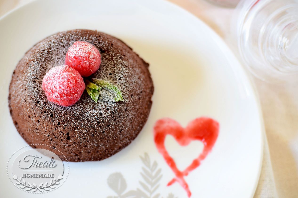 Molten Chocolate Cake - Treats Homemade