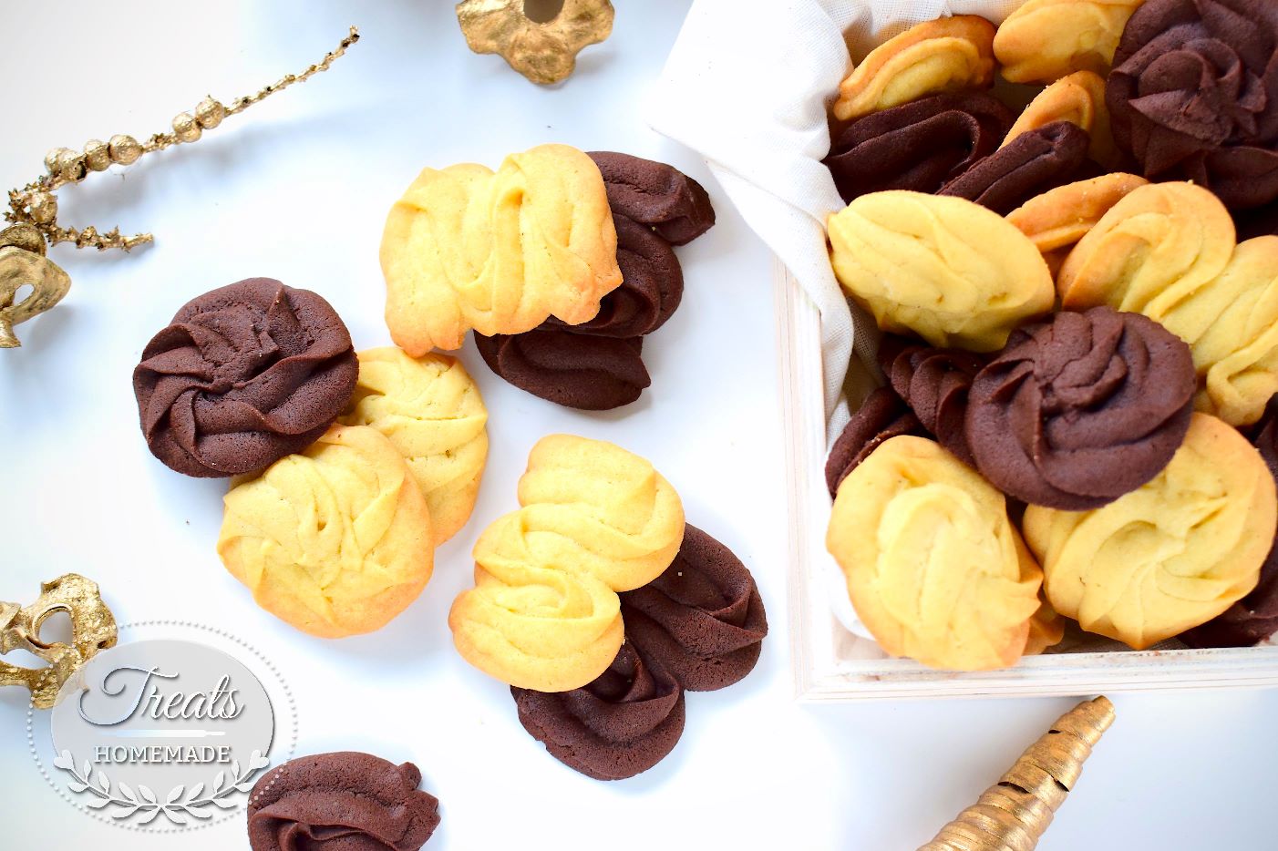 Vanilla and Chocolate Sablés Biscuits - Treats Homemade